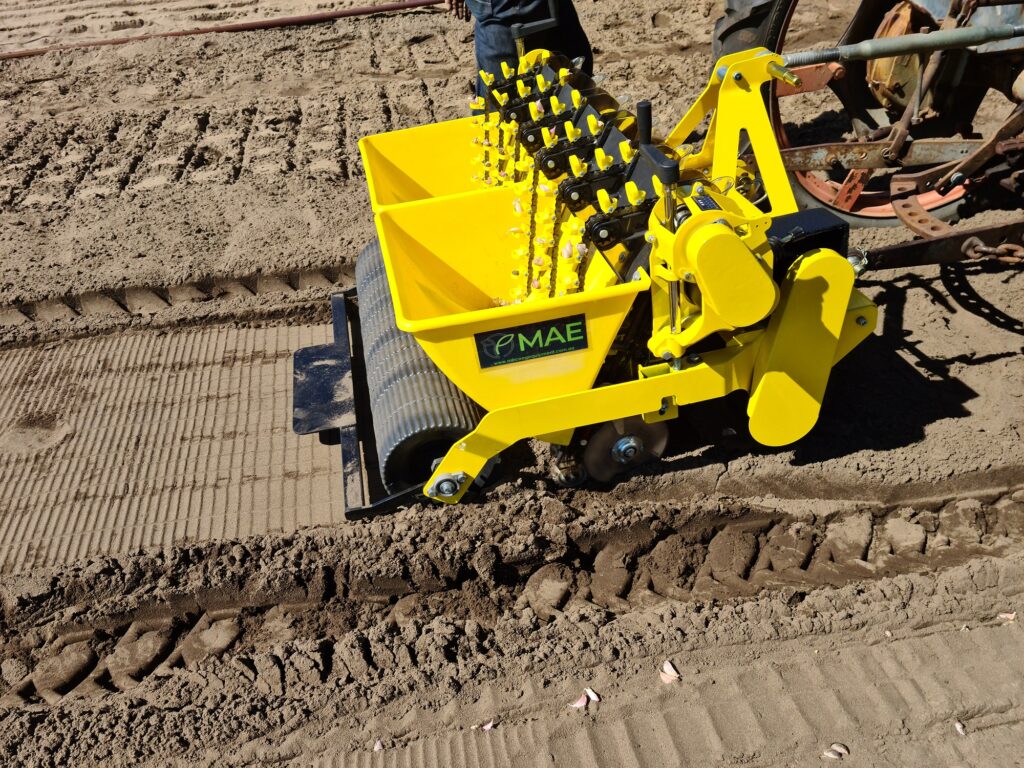 MAE 3PL Garlic Planter – Mirco Ag Equipment