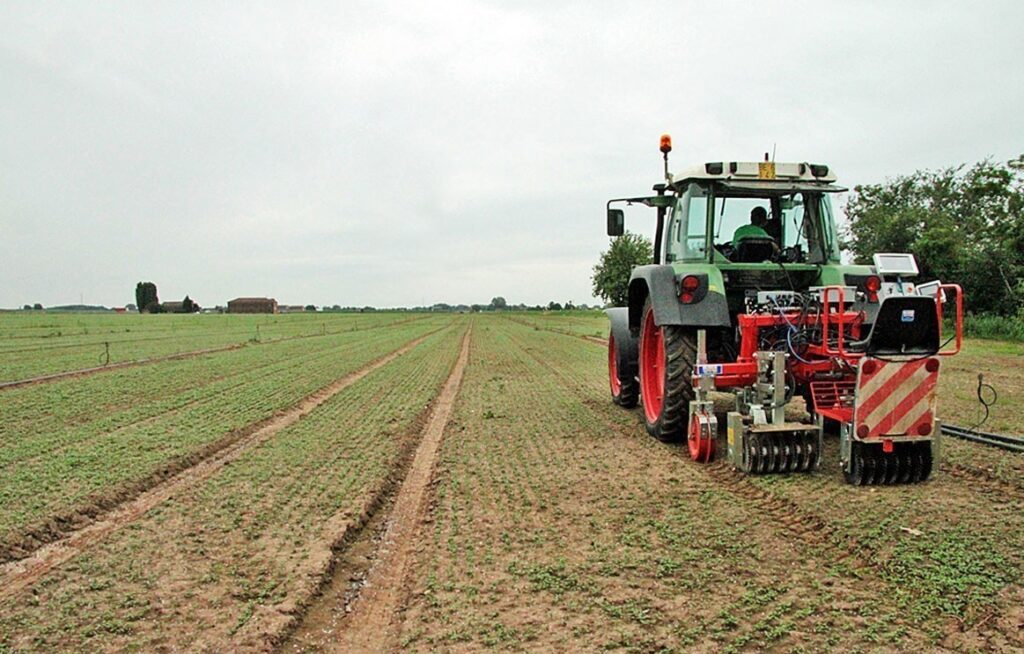 Colibri Inter-Row Weeding Machine – Mirco Ag Equipment